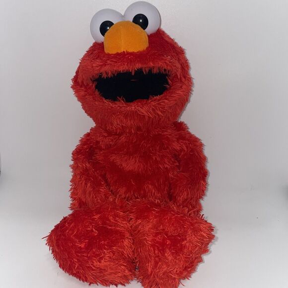 Hasbro | Toys | Sesame Street Bilingual Loves To Hug Elmo ...